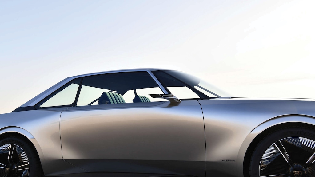 PEUGEOT e-LEGEND Concept | Autonomous electric vehicle