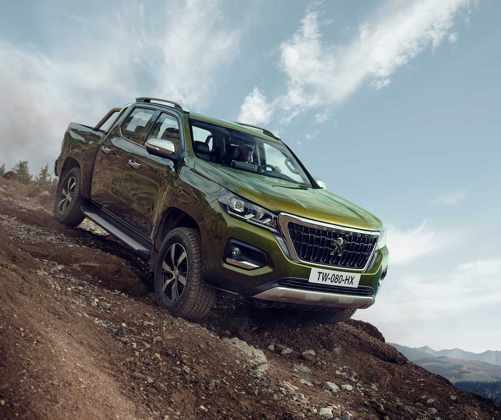 PEUGEOT LANDTREK 4X4 PICKUP | Available in 4X2 and 4X4 drive